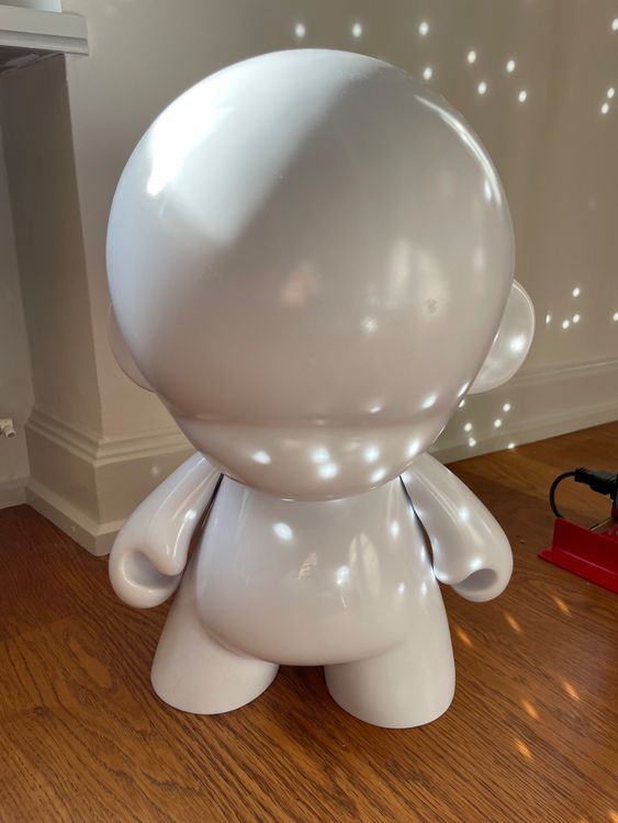 Kidrobot Mega Munny Figur 45 cm in Weiss (Gebraucht) in Bern für CHF 29 ...