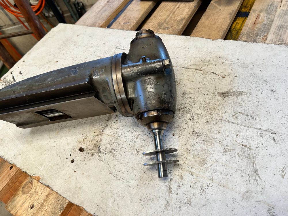 Vertikal Fräskopf W 20 (Gebraucht) in Münchenstein für CHF 150 – nur ...