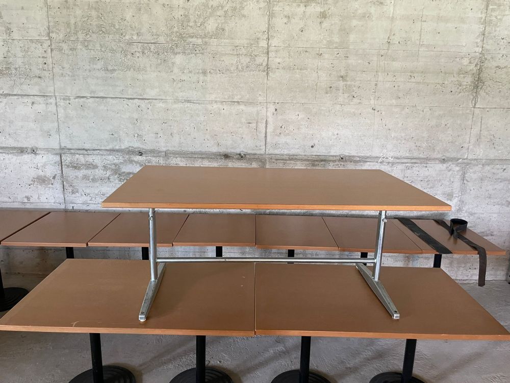 2x Embru Tische höhenverstellbar in gutem Zustand. (Gebraucht) in ...