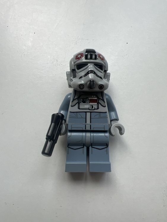 Lego Star Wars pilote AT-AT (Gebraucht) in Morges für CHF 5 – mit ...