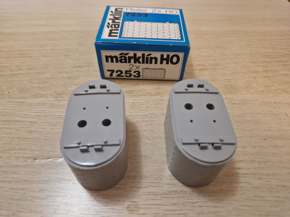 Märklin 7253 Pfeiler H0 OVP NEU (Neu und originalverpackt) in St-Aubin ...