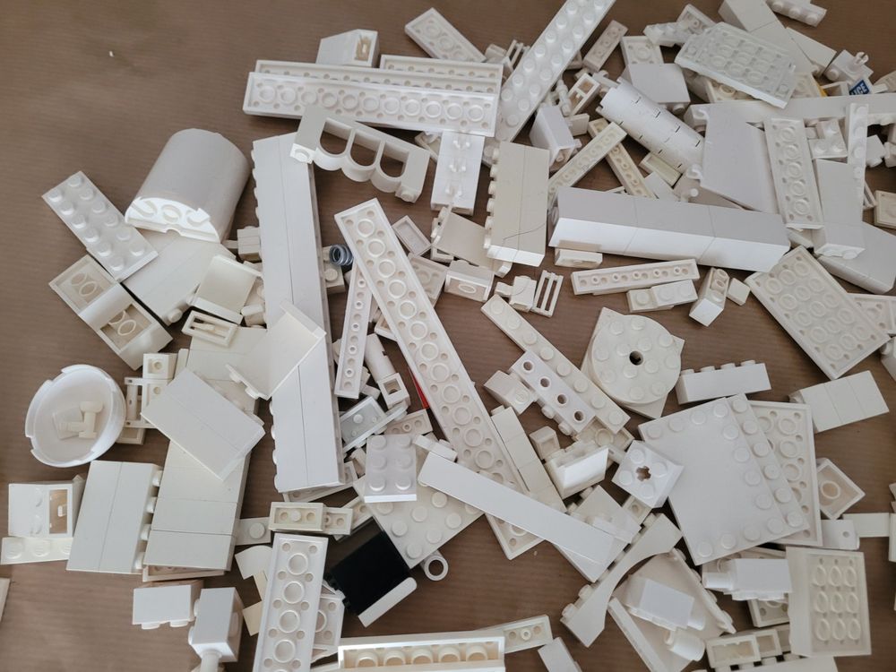 Lot de Lego blancs d'occasion. Lego weisse steine (Gebraucht) in La ...
