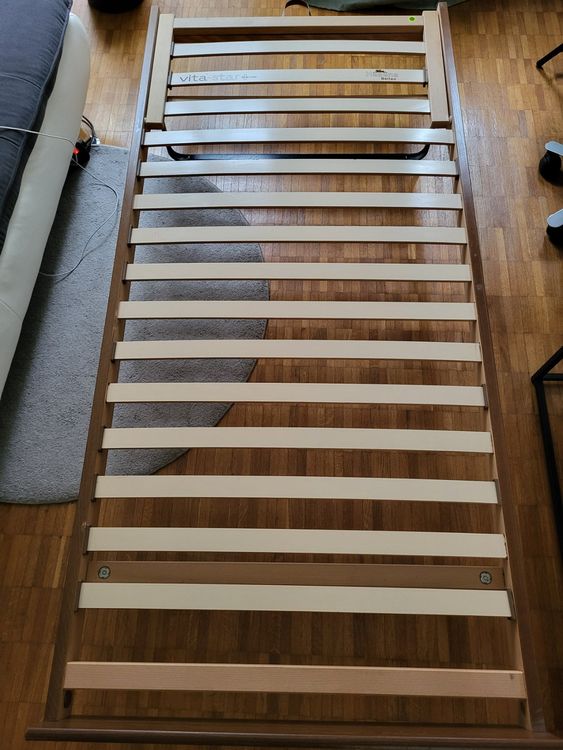 Lit simple XL 90x200cm en très bon état (Gebraucht) in Lausanne für CHF ...