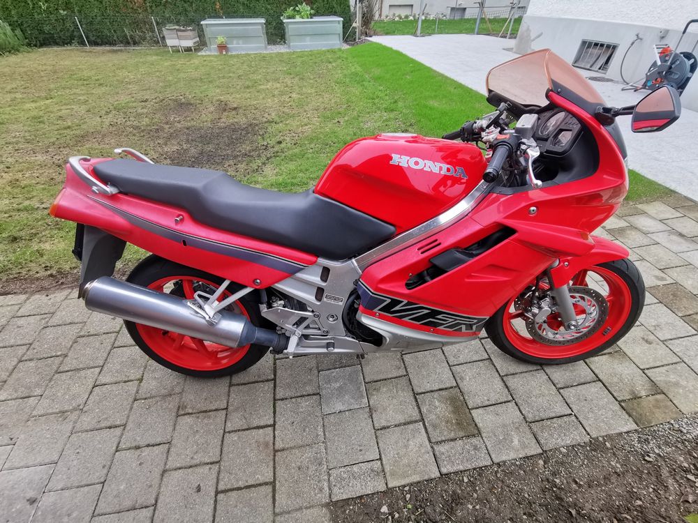 Honda VFR 750 F ab MFK Oktober 2024 (Gebraucht) in Oftringen für CHF 2500 – nur Abholung auf ...