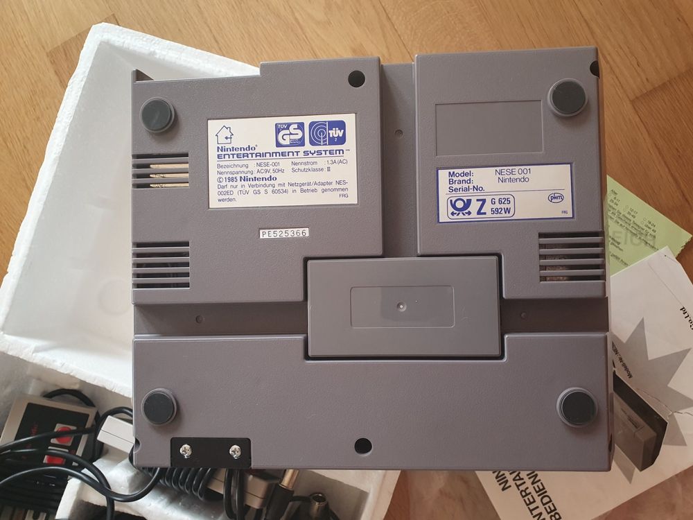 NES + 2 Controller Nintendo Entertainment System | Kaufen auf Ricardo