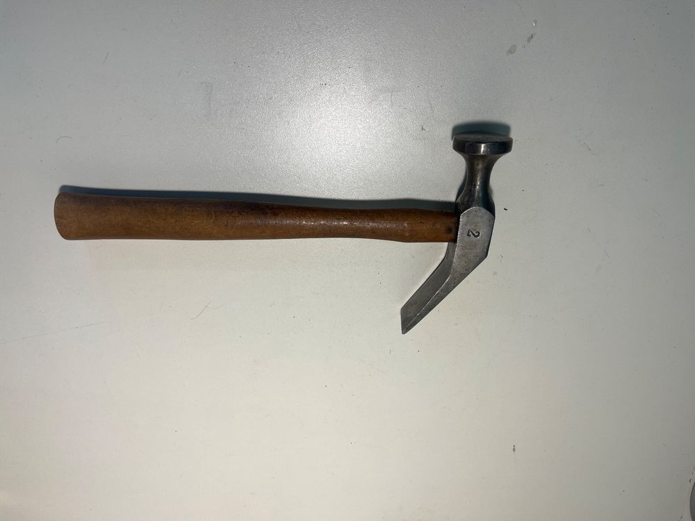 Hammer Made in Sweden. (244) (Gebraucht) in Künten für CHF 10 – nur ...