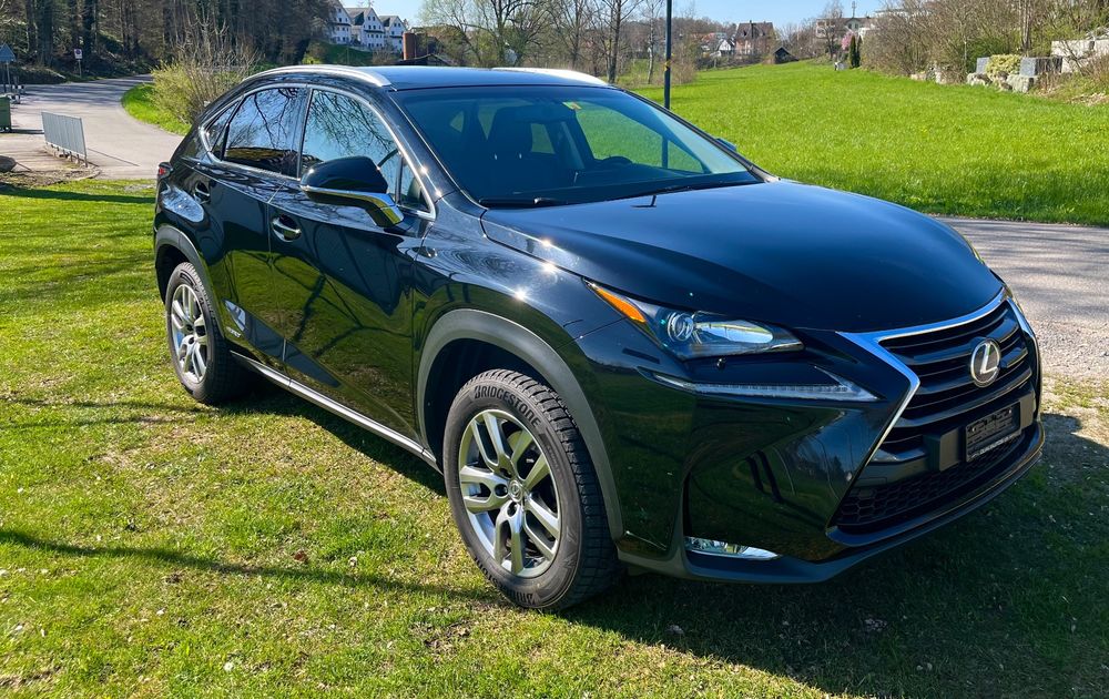 Lexus 300h | Kaufen auf Ricardo