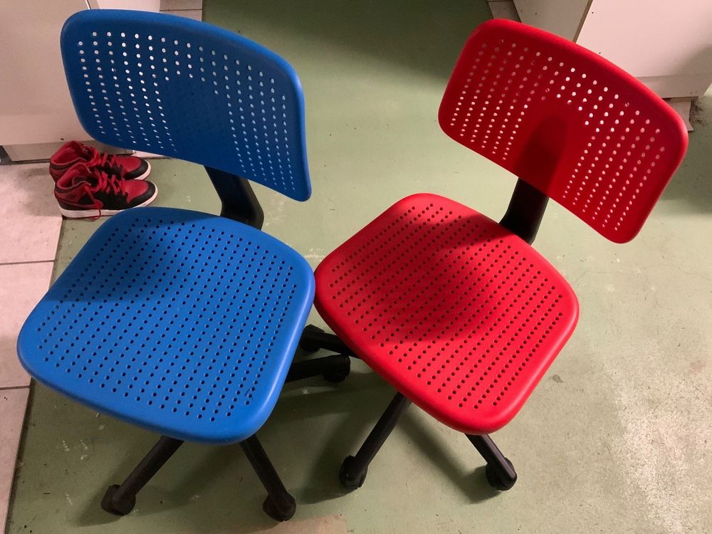 Zwei Ikea Kinder Bürostühle (Gebraucht) in Kappel SO für CHF 10 – nur ...