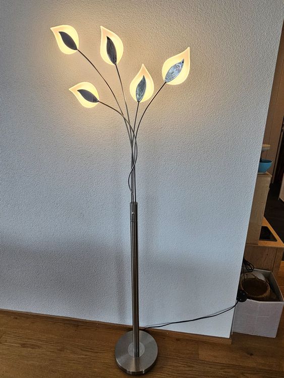 Elegante LED Stehlampe dimmbar NP 650.- (Gebraucht) in Muri AG für CHF 85 – nur Abholung auf ...