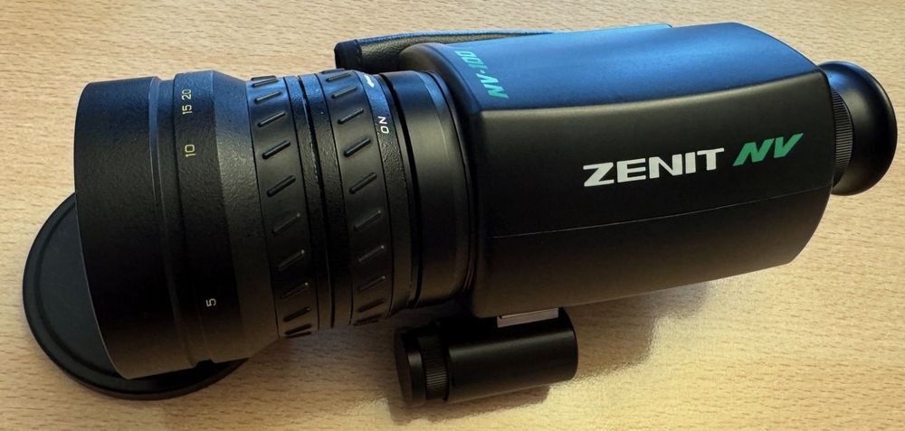 Zenit NV-100 + Zenit IR 100mm 1.5 Nachtsichtgerät Obj. M42 (Gebraucht ...