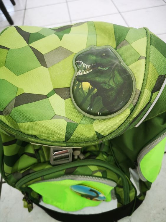 Ergobag Schulthek mit 4 Dinosaurier Kletties (Gebraucht) in Sevelen für CHF 35 – mit Lieferung ...
