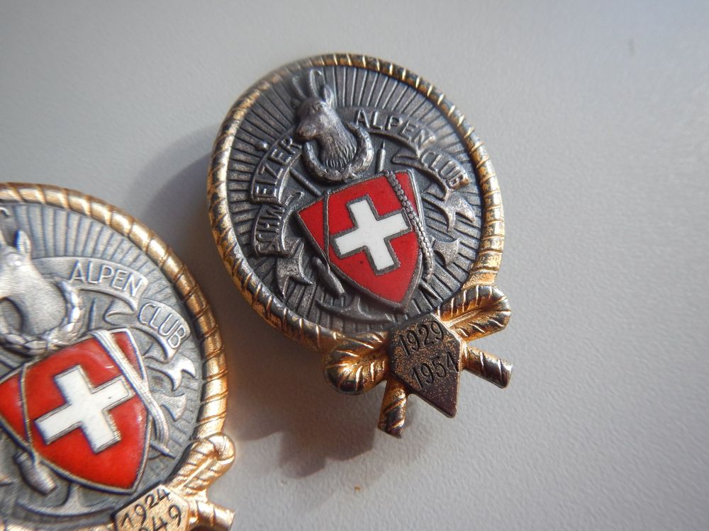 Abzeichen: Alpenclub Schweiz - 2 x Ehrenzeichen | Kaufen auf Ricardo