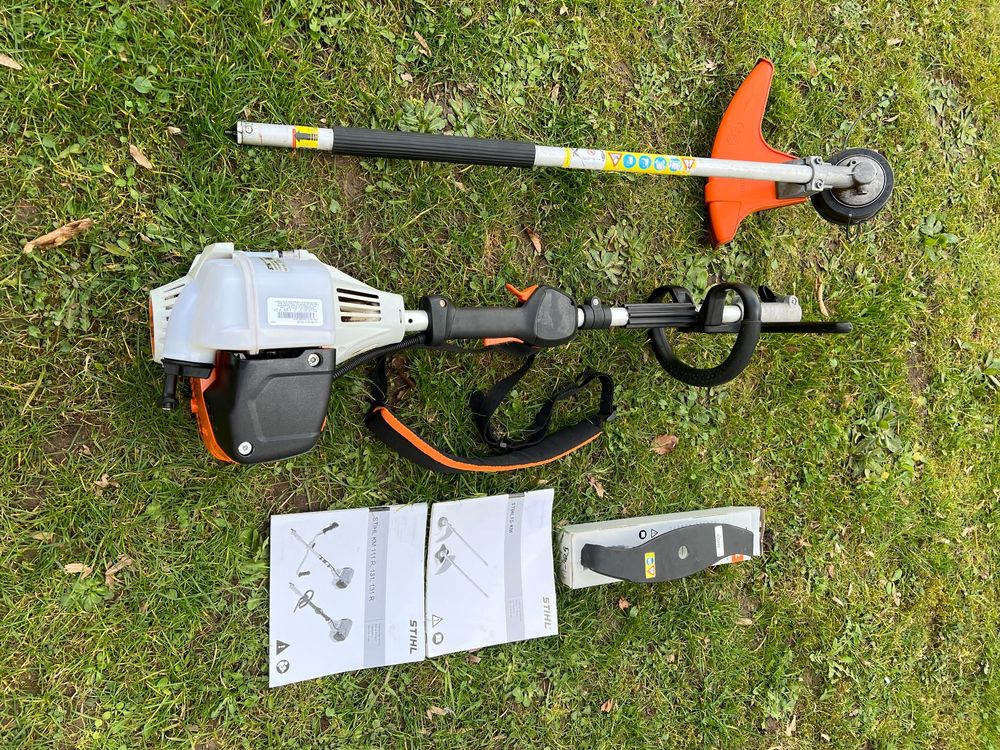 Neuwertige Rasentrimmer STIHL KM 131 R, 2020 | Kaufen auf Ricardo