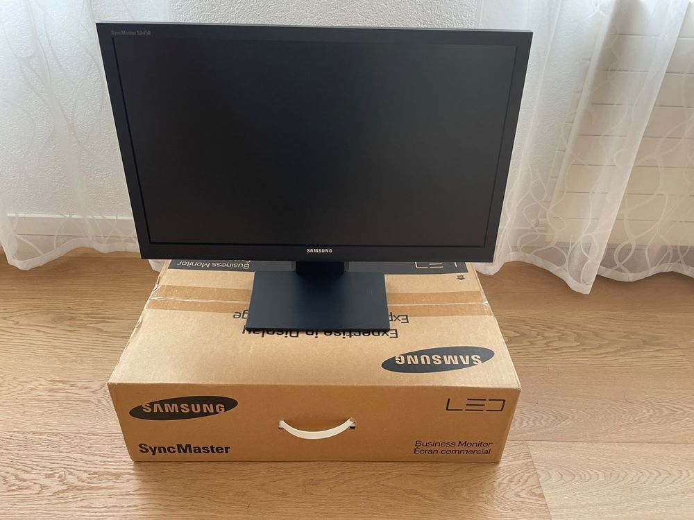 Samsung TFT 24 Zoll Monitor S24A450B (Gebraucht) in Aesch BL für CHF 30 – mit Lieferung auf ...