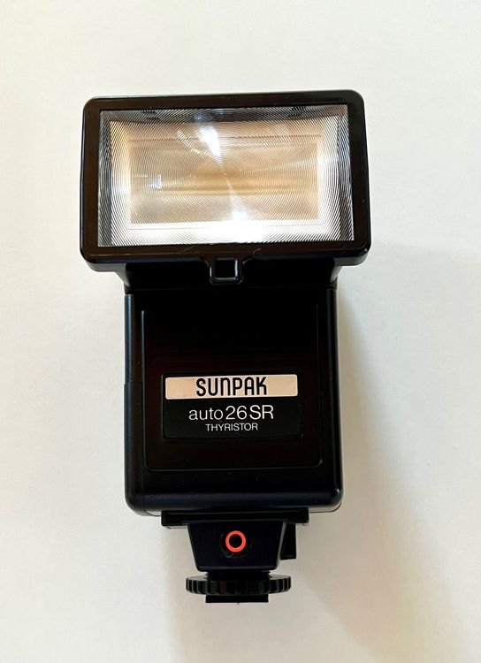 SUNPAK Auto 26 SR Thyristor Blitzgerät (Gebraucht) in Leimbach TG für CHF 25 – mit Lieferung auf ...