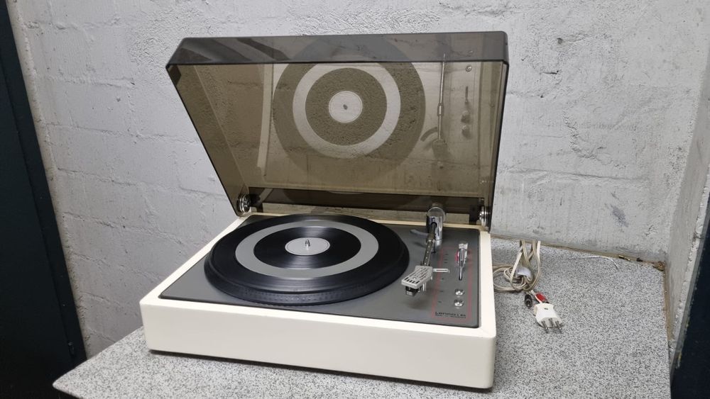 Lenco L85 Plattenspieler Made in Switzerland (Gebraucht) in ...