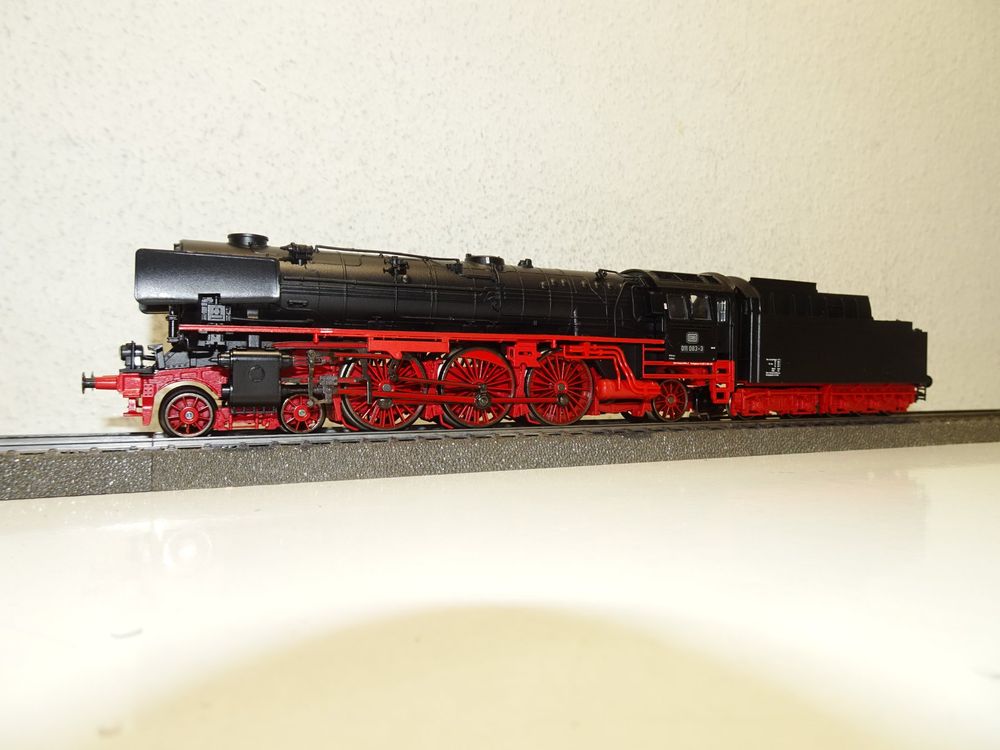 Märklin Lokomotive DB Br 011 083-3 MFX Digi Sound Rauch HO (Gebraucht) in Luzern für CHF 99.9 ...