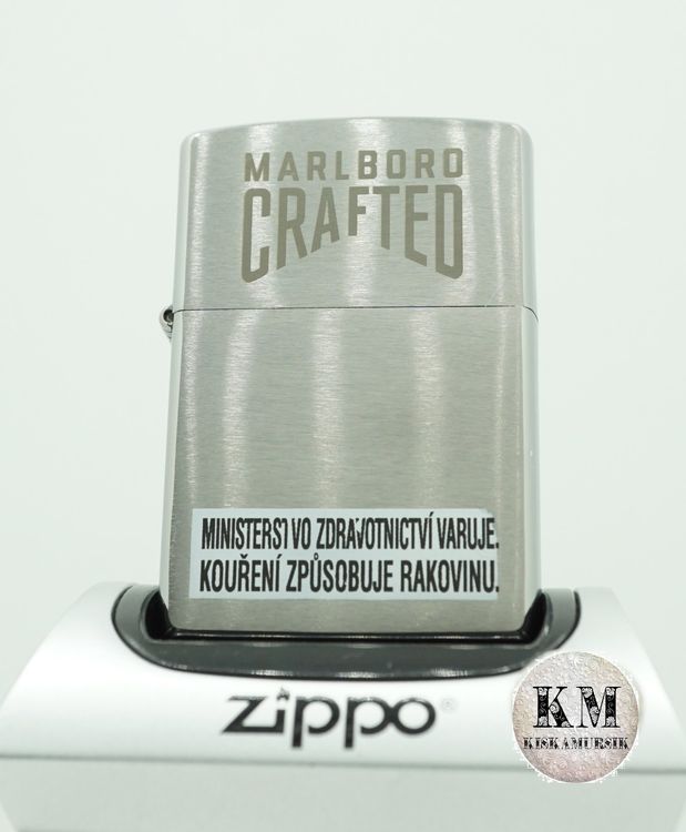 ZIPPO® MARLBORO CRAFTED - CZ - 2SIDE - 2022 - UNGEZÜNDET (Neu (gemäss Beschreibung)) in Mels für ...