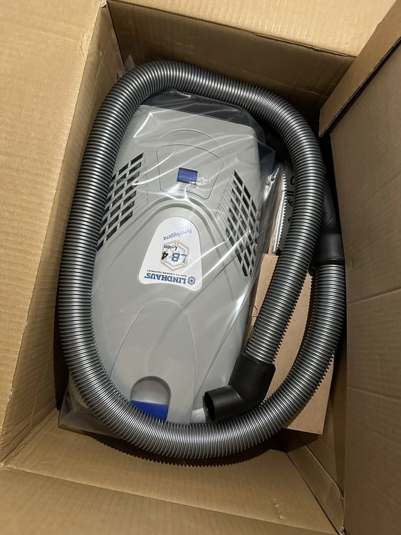 Rückenstaubsauger (Neu und originalverpackt) in Arbon für CHF 310 – mit ...