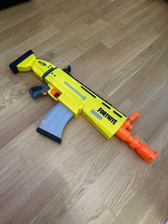 Nerf Fortnite Scar (Gebraucht) in Fislisbach für CHF 11 – nur Abholung ...