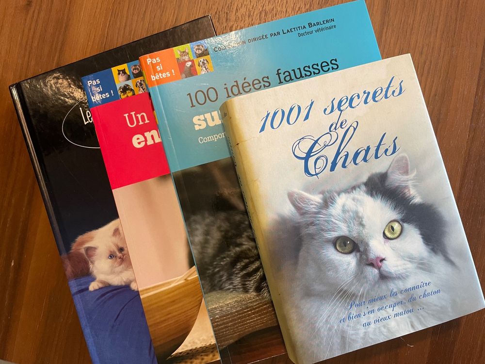 Livres sur les chats en français (D'occasion) à Delémont pour CHF 15 ...