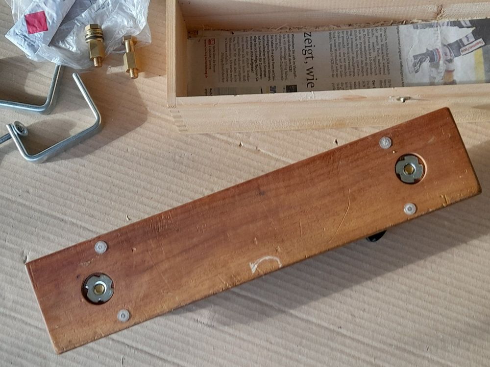 Profi-Nussknacker (Shop Nuss Baumschule Gubler) (Gebraucht) in Thun für ...