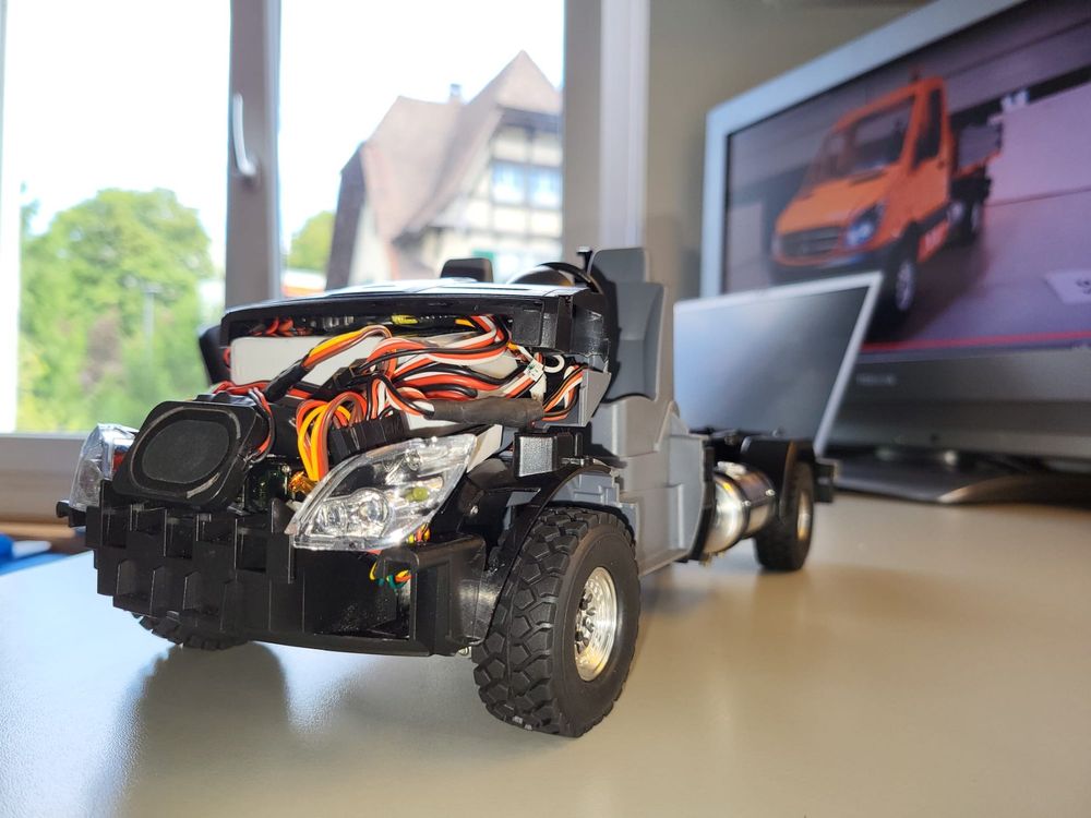 Sprinter Multilift RC mit Aufblasbare Reifen, Lichtern-Sound | Kaufen ...