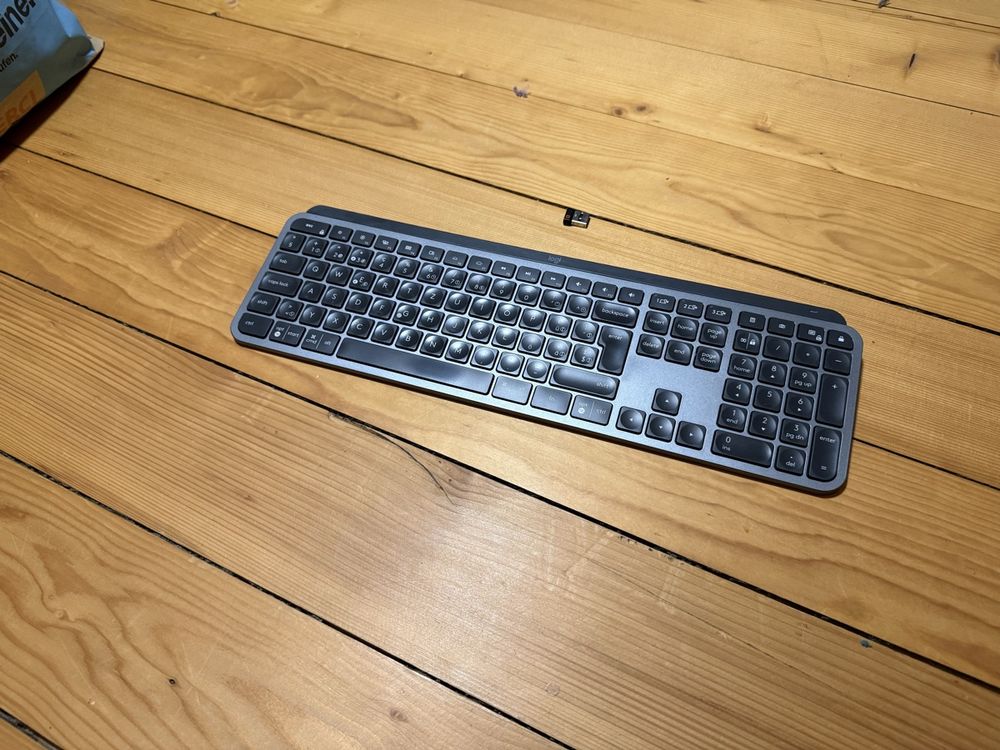 Logitech MX KEYS CH-Layout (Gebraucht) in Winterthur für CHF 50 – mit ...