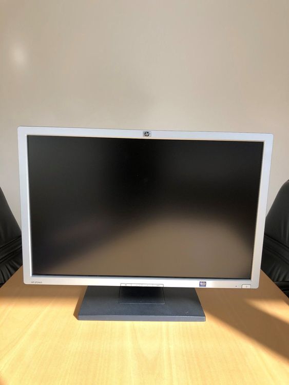 PC Bildschirm HP LP2465 (Gebraucht) in für CHF 25 – nur Abholung auf ...