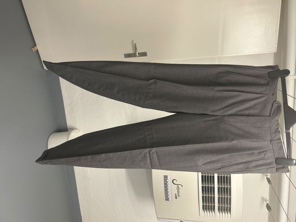 hose schurwolle boss 46 herren (Gebraucht) in Zürich für CHF 10 – nur ...