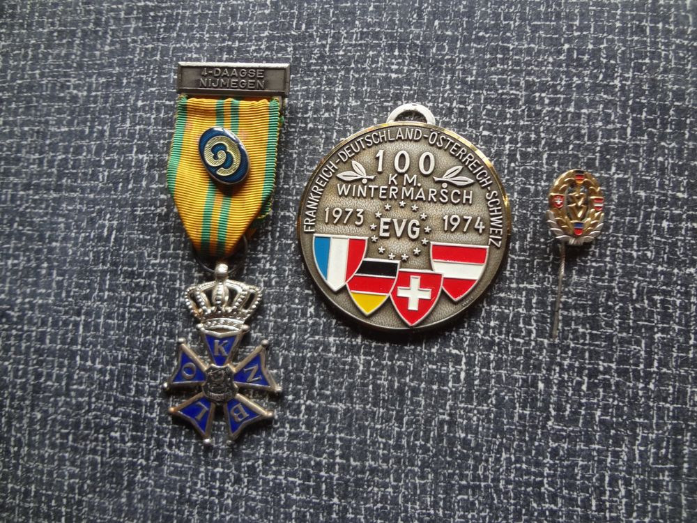 MARSCH MEDAILLEN (Gebraucht) in la heutte für CHF 5 – mit Lieferung auf ...