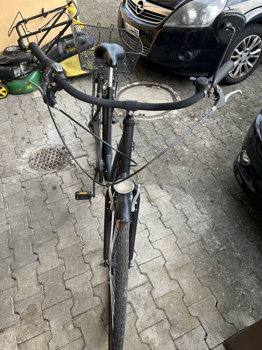 Stabiles Alltagsvelo mit Korb - ideal für den Herbst (Gebraucht) in Bad Zurzach für CHF 50 – nur ...