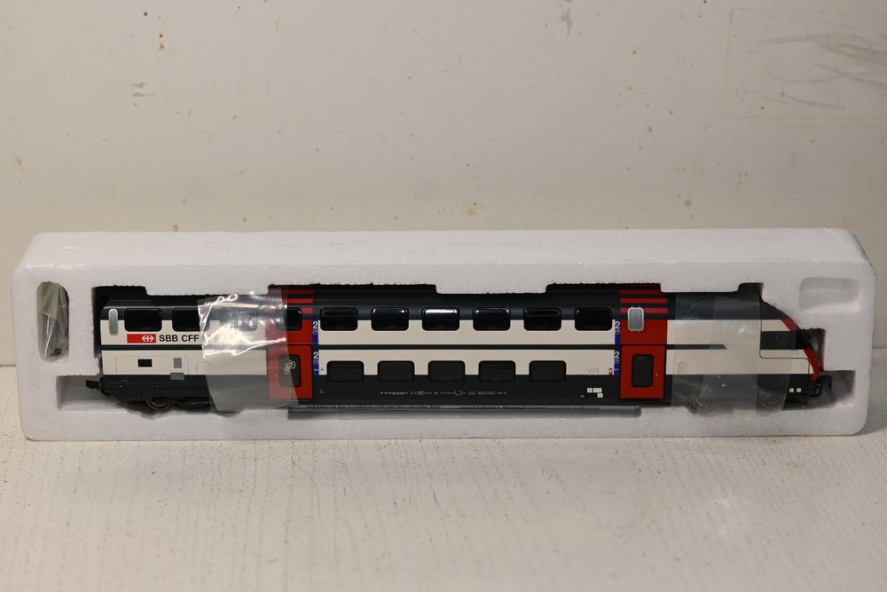 SBB IC Doppelstock Steuerwagen Roco HO/DC mit OVP (Nuovo (secondo la descrizione)) a Laupen ZH ...