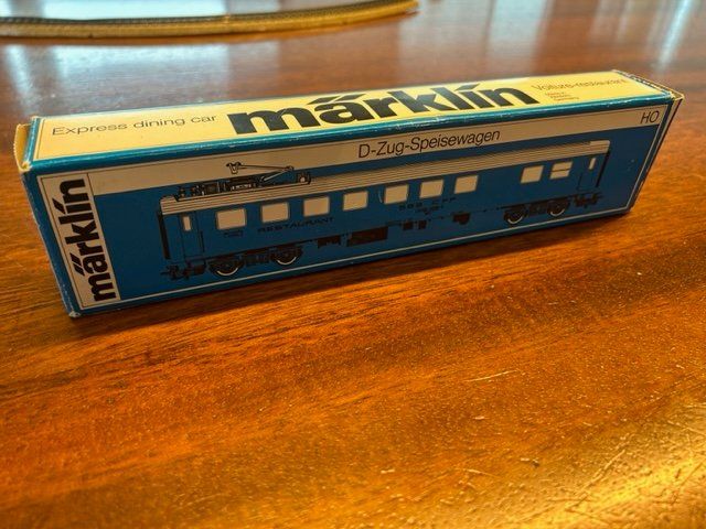 Märklin SBB Restaurantwagen - TYP 4068 - H0 (Blech) | Kaufen auf Ricardo