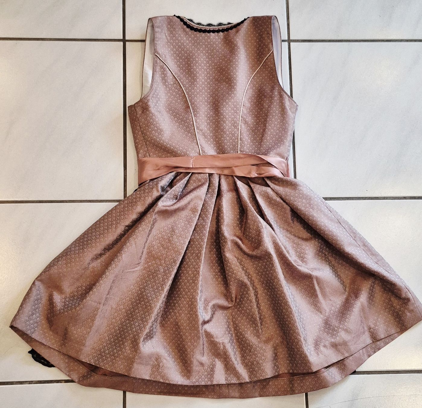 Wunderschönes Dirndl von Krüger Madl, Grösse 38, Top! (Neu (gemäss ...