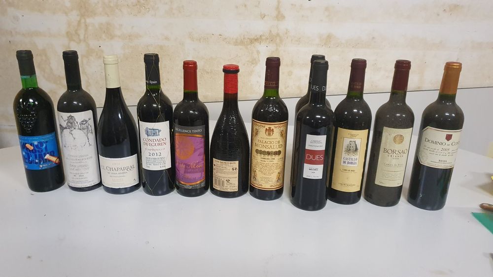 12 Flaschen alte Rotweine (L7) (Neu (gemäss Beschreibung)) in ...