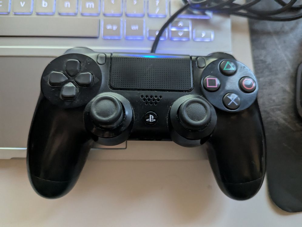Sony Dualshock 4 Controller Playstation 4 PS4 (Gebraucht) in Hünenberg See für CHF 20 – mit ...
