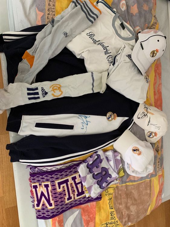 Real Madrid 10 Verschiede Sachen (Gebraucht) in Staufen für CHF 21 ...