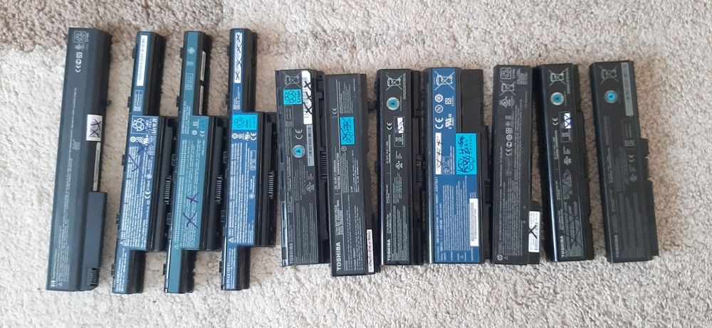 11 Notebook Batterie Defekt Für Bastler Sammler Defekt In Magden Für