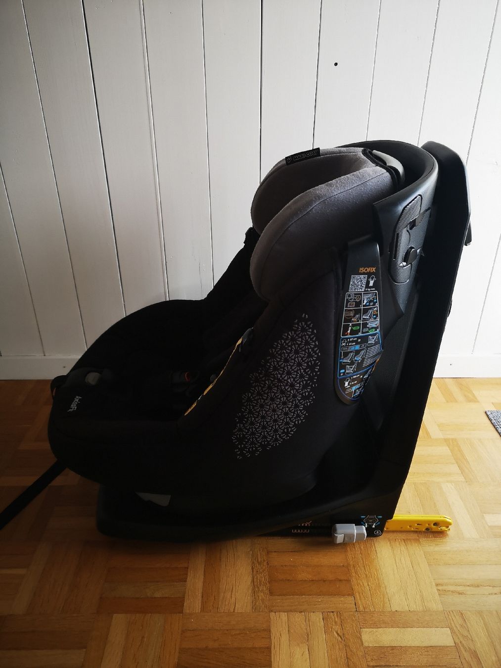 Maxi Cosi AxissFix Autositz, drehbar (Gebraucht) in Grasswil für CHF 50 ...
