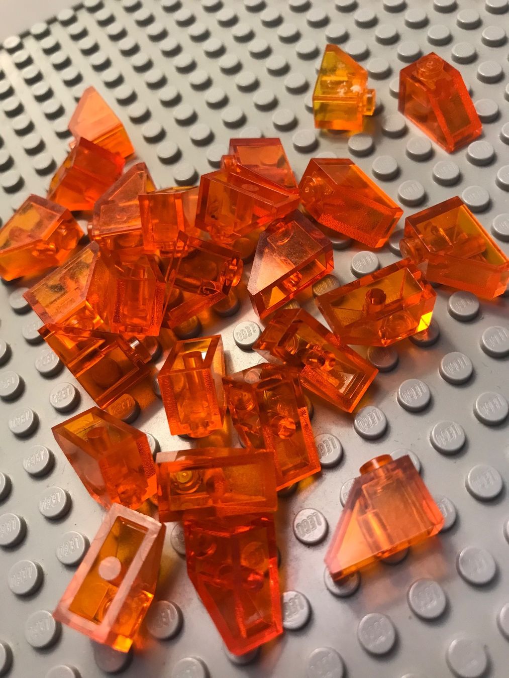 Lego 51xDachstein 1x2 (3040) trans. orange (Gebraucht) in Basel für CHF ...