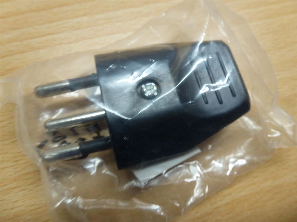 Stecker Typ12 schwarz (Neu und originalverpackt) in für CHF 0.75 – mit ...