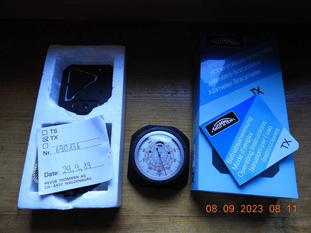 Thommen Höhenmesser- Barometer 6000 M (Gebraucht) in Parpan für CHF 155 – mit Lieferung auf ...