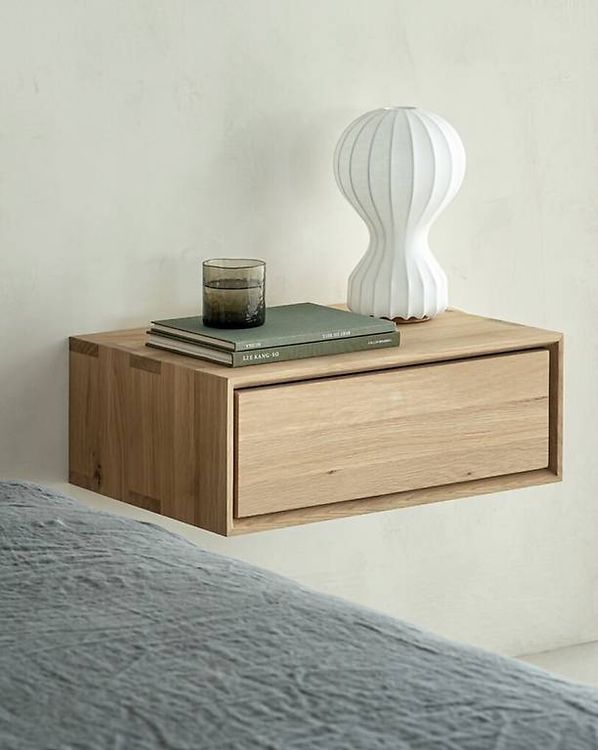 Deux tables de chevet Ethnicraft neuves, à fixer au mur. (Neuf (Voir ...