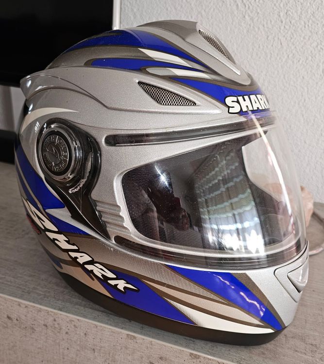 Helm Zum verkaufen!! (Gebraucht) in Oftringen für CHF 30 – mit ...