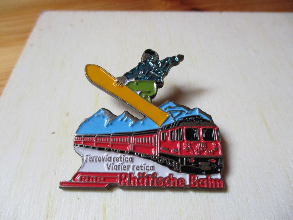 Lok Zug RHB Rhätische Bahn Pin (Neu (gemäss Beschreibung)) in Felsberg für CHF 0.6 – mit ...