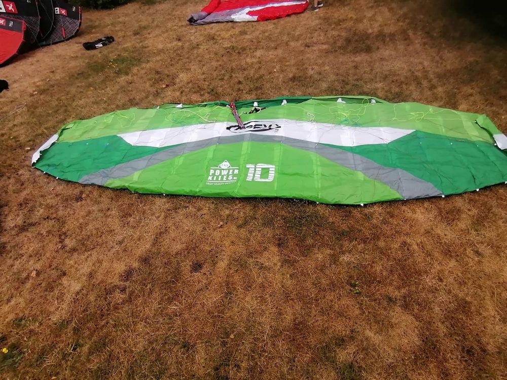 Snowkite/Softkite Apex mit Bar 10m2 (Gebraucht) in Möriken für CHF 100 ...