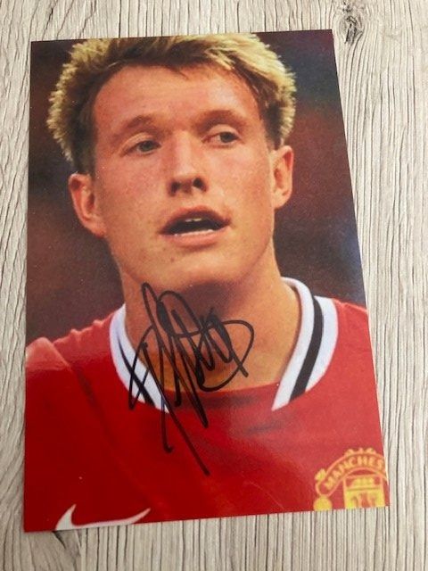 Phil Jones Manchester United Autogramm Fotodruck | Kaufen auf Ricardo
