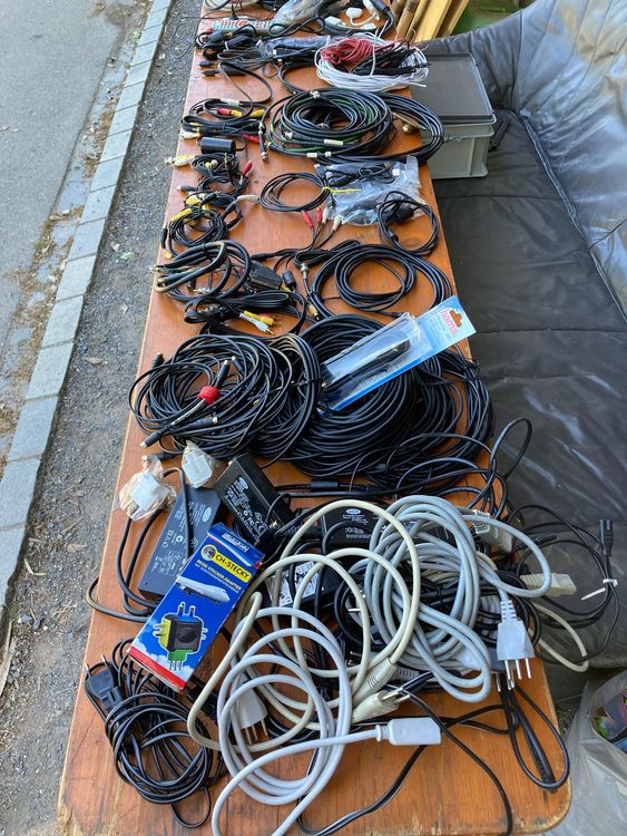 Grosses Kabel-Sortiment: Stecker, Adapter, Kabel (Gebraucht) in Zürich ...