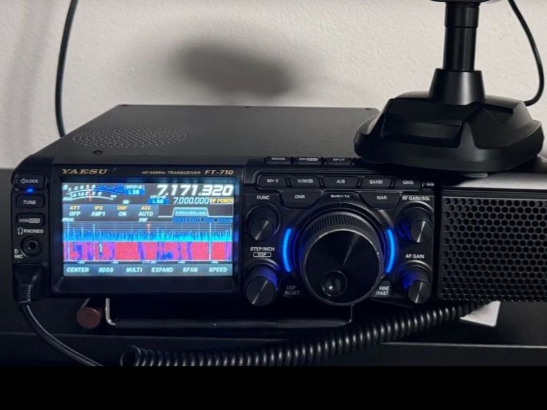 YAESU FT710 AESS | Kaufen auf Ricardo